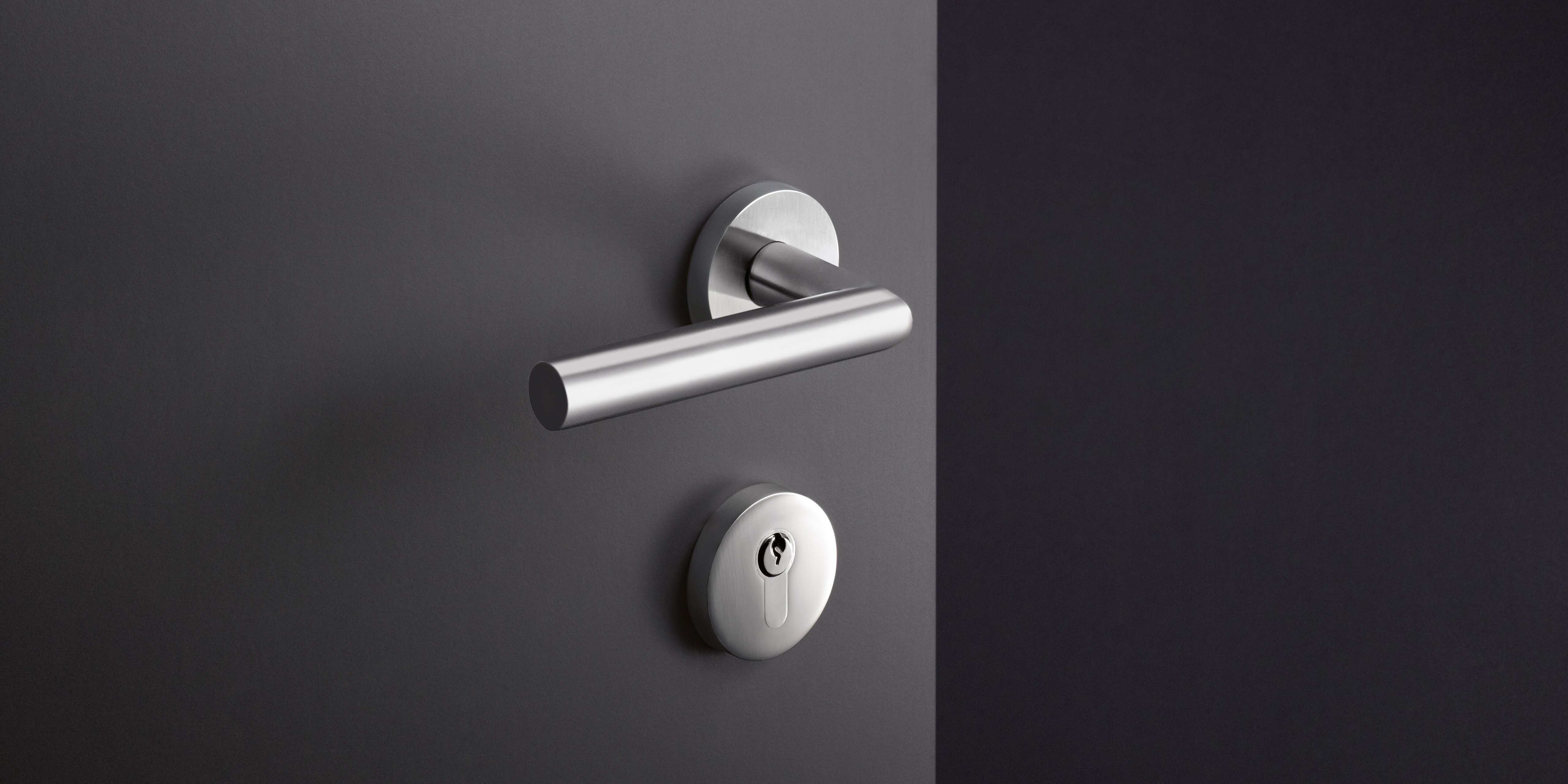 System 162 from HEWI | The timeless architecture system | HEWI