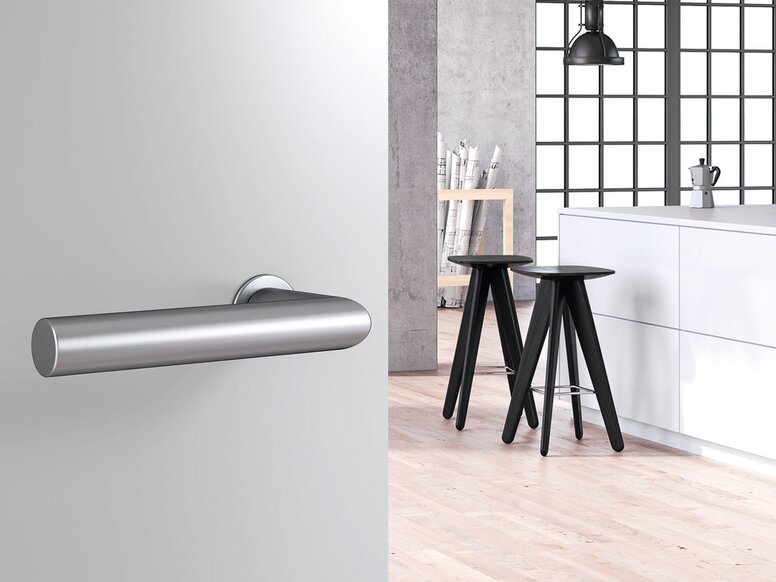 Panic bar from HEWI | Safety at the escape door | HEWI