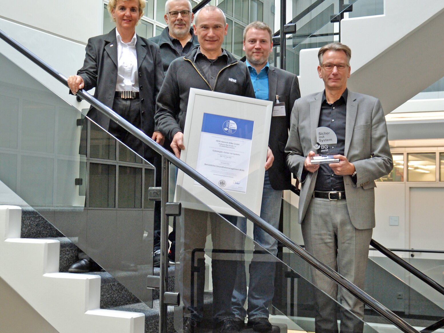 16 favourite colours for trendy accents with HEWI lever handles | HEWI