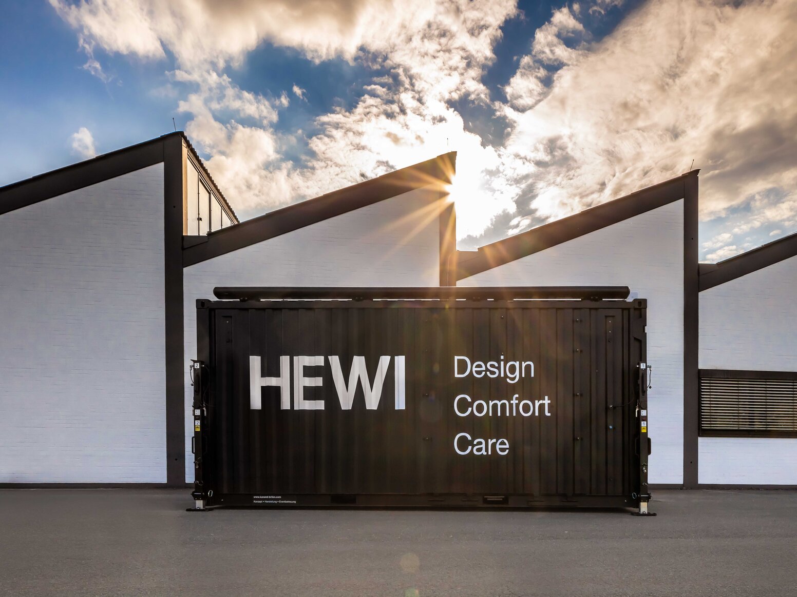 Willkommen bei HEWI | Sanitär- und Beschlagslösungen online finden | HEWI